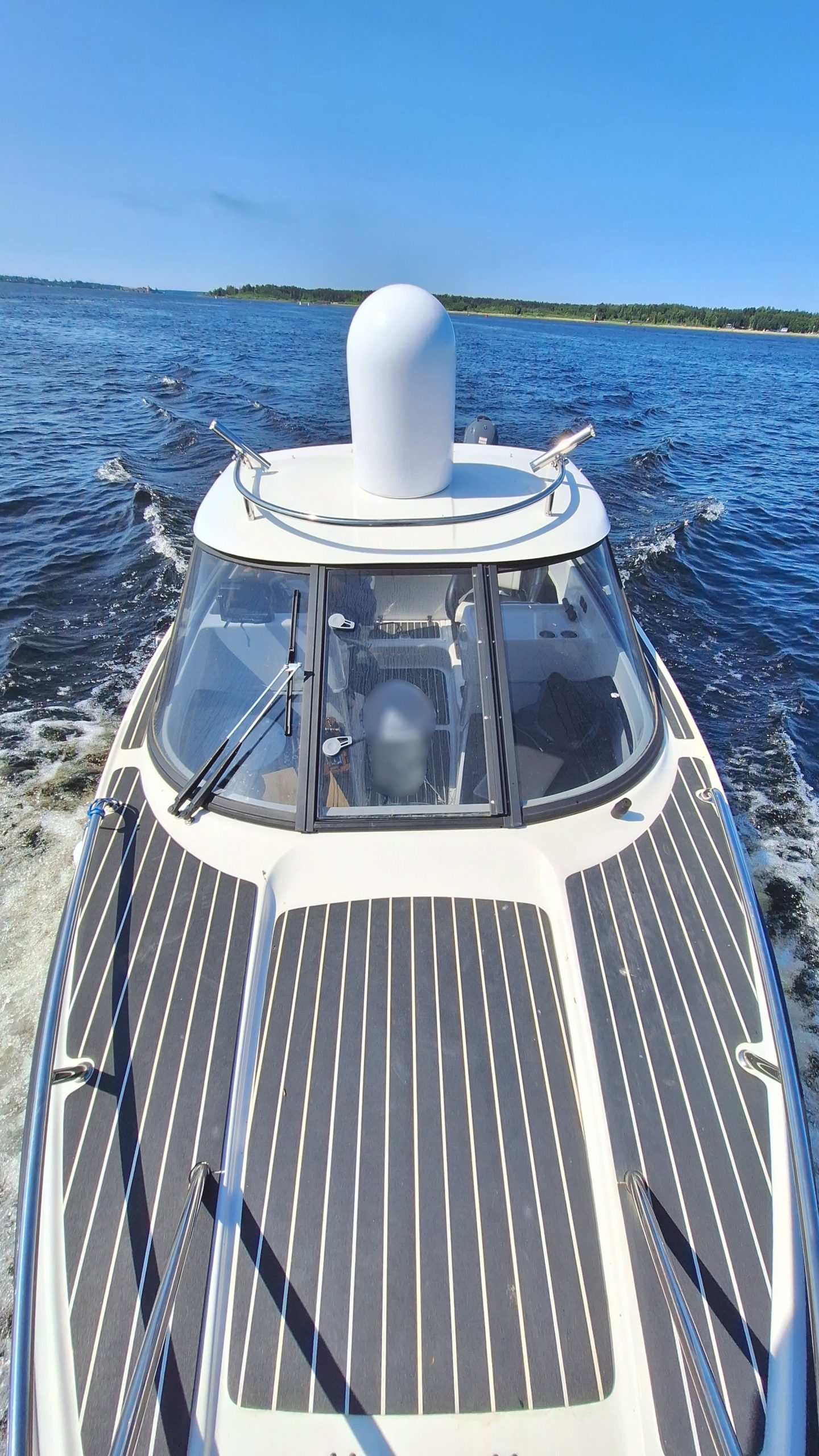 76 GHz Short-Range Marine Radar with Zero Blind Spot - Millimeter wave ...