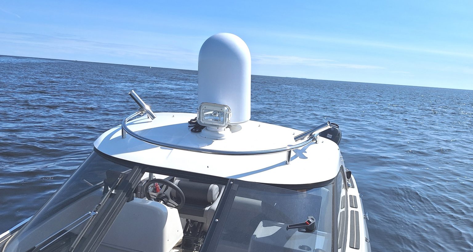 76 GHz Short-Range Marine Radar with Zero Blind Spot - Millimeter wave ...