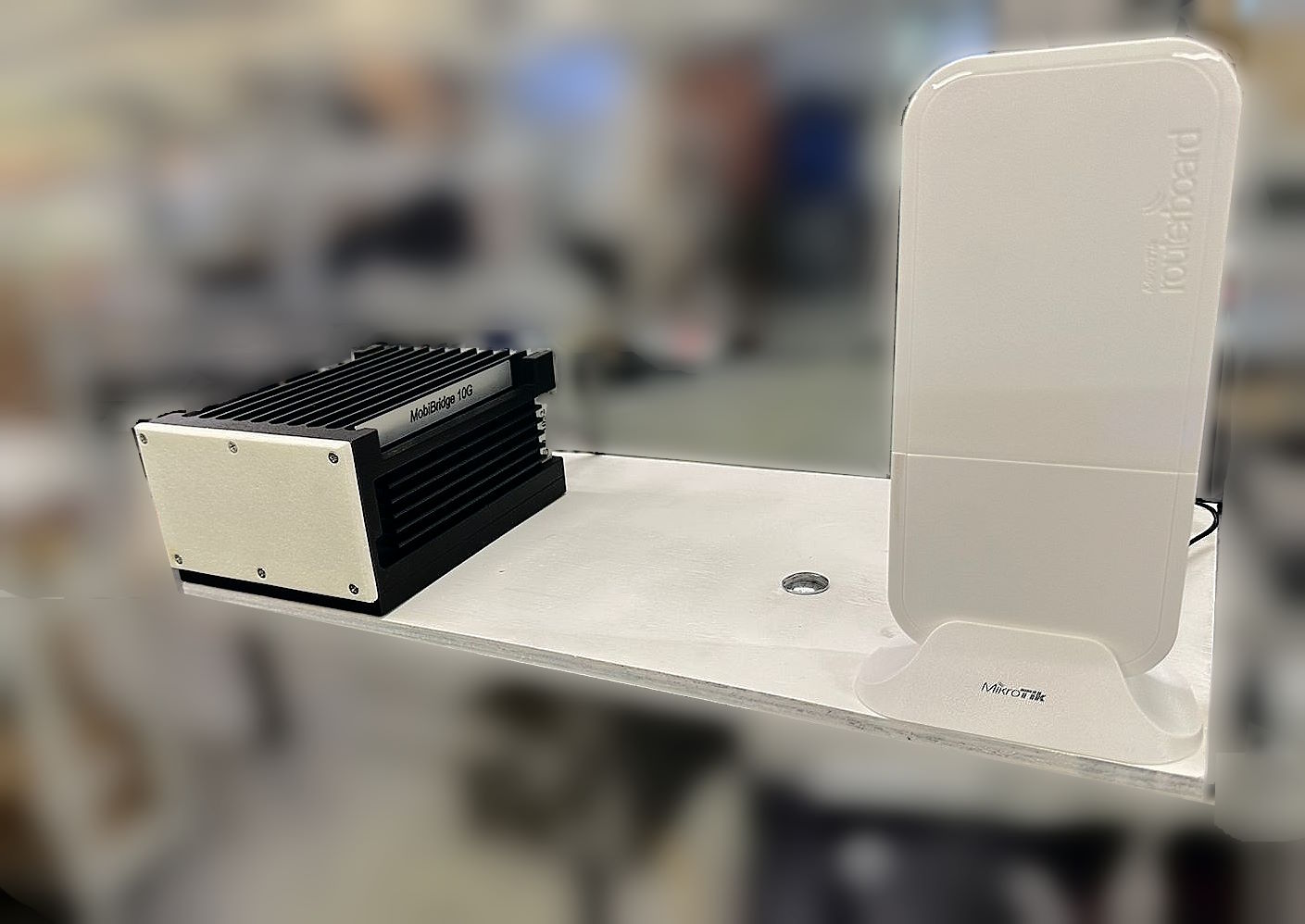 Vehicle-to-Network Data Offloading Field Test: ELVA-1 MobiBridge-10G vs ...